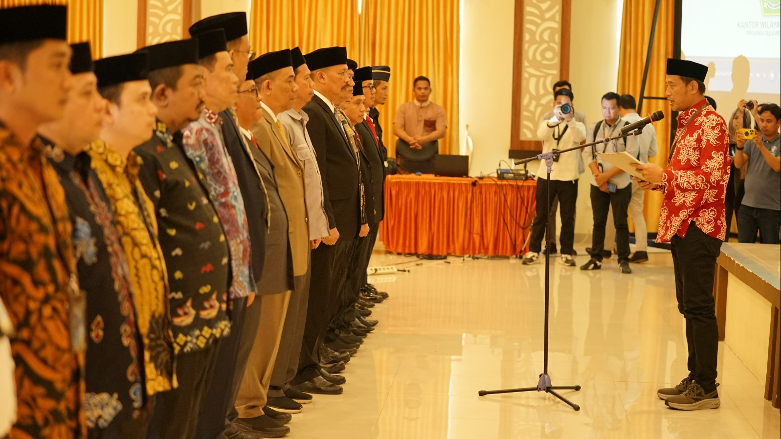 Kemenag Minta PPIH Embarkasi Berikan Layanan Prima kepada Jemaah Haji